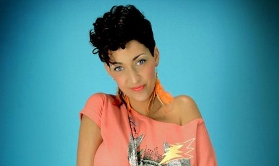Découvrez le nouveau single de Sheryfa Luna : "Viens avec moi"