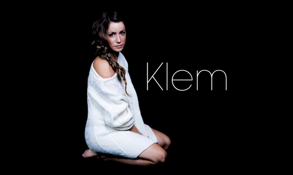 Klem invite Tunisiano (Sniper) sur un remix de "Hello to the World"