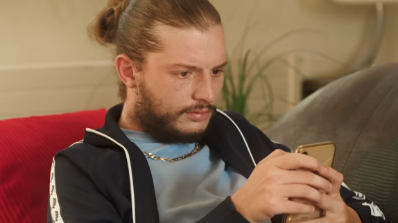 Clip "John" : Jul célèbre son disque d'or avec un titre bonus et un ...