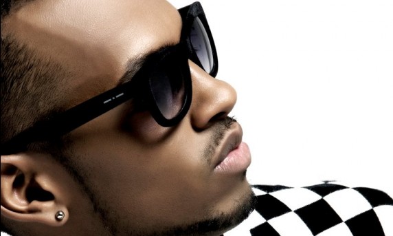 Colonel Reyel est "International" avec la réédition de l'album "Au rapport"