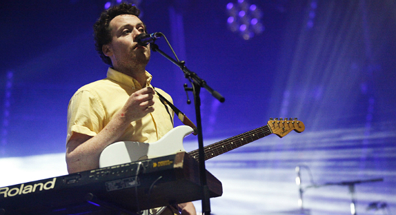 Metronomy au Zénith de Paris : une odyssée kitsch et de grande classe