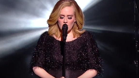 NRJ Music Awards : Adele chante "Hello" et bouleverse la Croisette. Sa ...