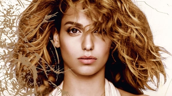 Tal passe le cap des 100.000 ventes avec son album "TAL"