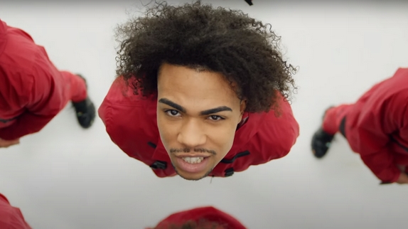 Clip "MACINTOSH" : Gambi se démultiplie et annonce son premier album