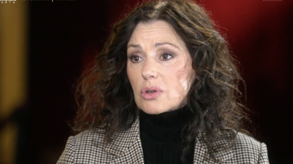 "Ça a été trop vite" : Tina Arena se livre cash sur son succès fou en ...