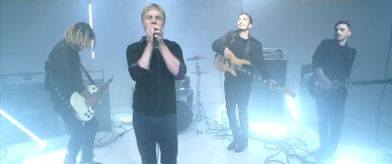 Empyr dévoile son nouveau clip "Give Me More"