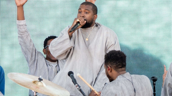 Kanye West dévoile l'EP "Emmanuel" avec sa chorale Sunday Service Choir