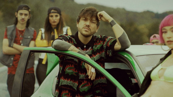 Mosimann (Star Academy) fan de tuning dans son nouveau clip "Dancing On ...
