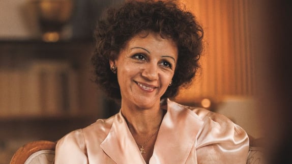 "Monsieur Aznavour" : quelle actrice incarne Edith Piaf et crève l ...