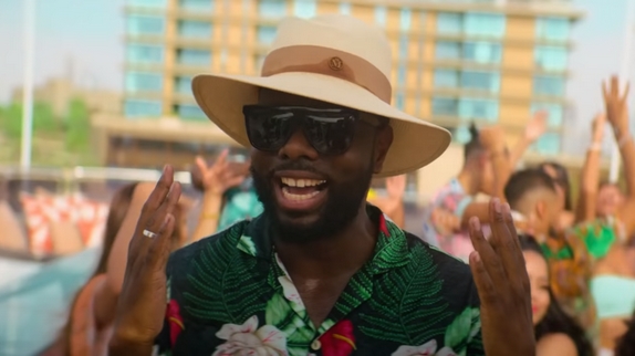 Clip "Yolo" : GIMS rend hommage à ses origines congolaises sur un tube ...