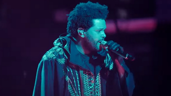 The Weeknd dévoile sept chansons inédites en live : regardez son concert