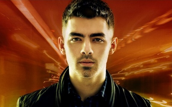 Joe Jonas : son clip "Just In Love" tourné à Paris