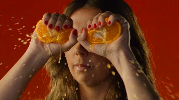 Clip de "L.A.F" : Broods poursuit la promotion de son premier album ...