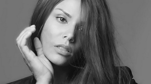 Shy'm dévoile "Comment tu vas ?", extrait de son nouvel album "Solitaire"