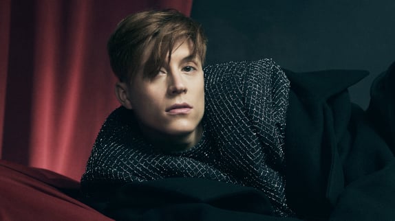 Loïc Nottet bientôt de retour à l'Eurovision ? Il répond