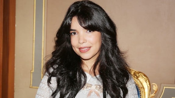 Indila bientôt de retour : voici les premières images de son nouveau clip