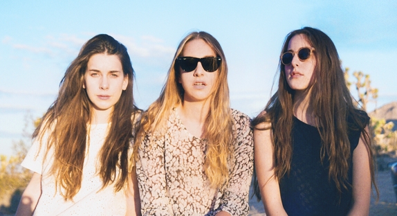 Le trio Haim enchaîne avec un nouveau single, "The Wire" : écoutez