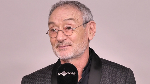 Michael Jones en interview : "On a fait ces reprises de Goldman sans ...