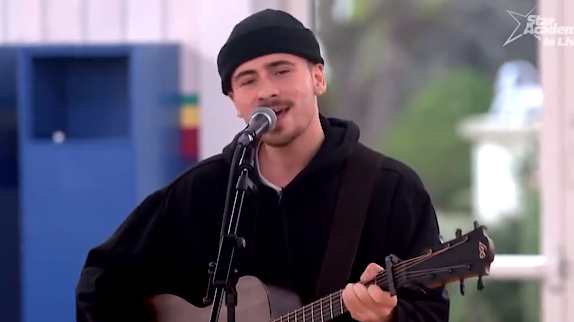 Pierre (Star Academy) : sa première chanson bouleverse déjà la France ...