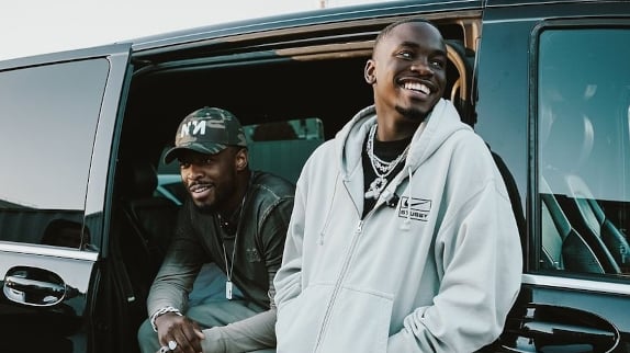 Après les NRJ Music Awards, Jungeli sort un duo événement avec Dadju