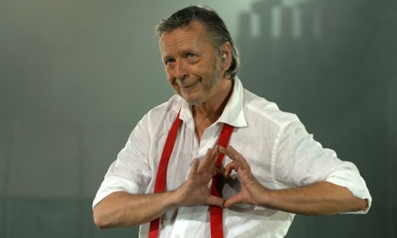 Renaud a écrit de nouvelles chansons