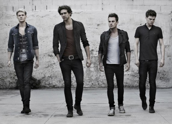 Ecoutez un extrait du prochain single de Lawson, "Taking Over Me"