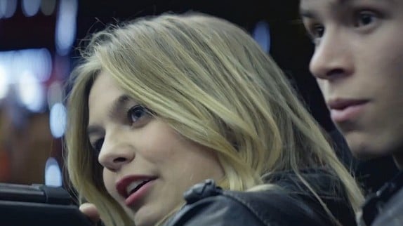 Clip de "Avenir" : Louane prend sa revanche sur l'amour
