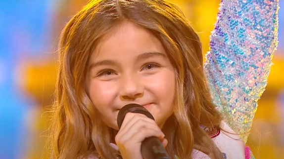 La France remporte l'Eurovision Junior avec Valentina et "J'imagine"