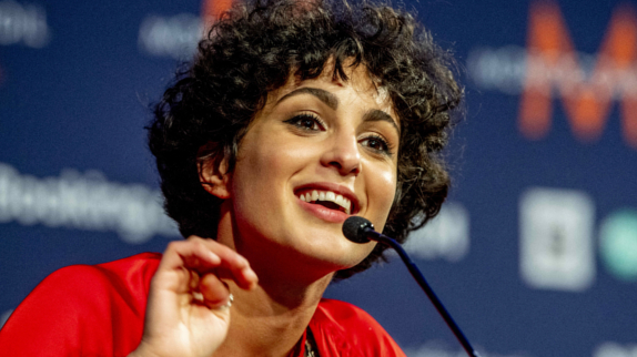 Barbara Pravi (Eurovision 2021) en interview : "Je vais gagner