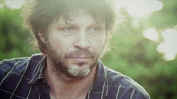 Bertrand Cantat chante "Droit dans le soleil" avec Pascal Humbert, 1er ...