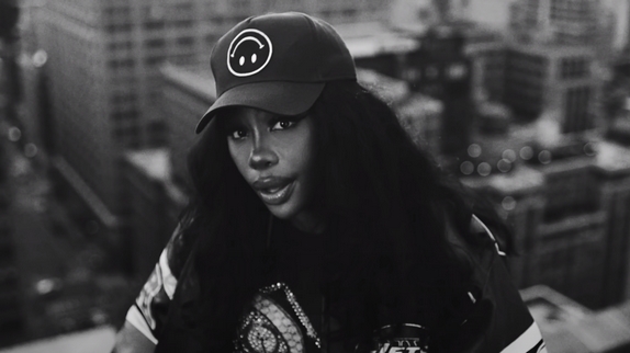 SZA mélancolique dans le clip "Nobody Gets Me", pour son album ...