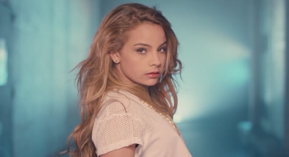 Clip "Sans rancune" : Sindy (Team BS), en duo avec La Fouine, tient sa ...