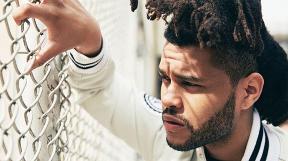 "In the Night" : The Weeknd enchaîne avec un nouveau hit en puissance ...