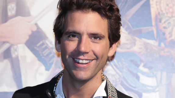 Mika : son autobiographie, le succès de "The Voice", son enfance... Le ...