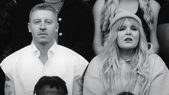 Clip "Chant" : Macklemore et Tones and I font taire les critiques sur ...