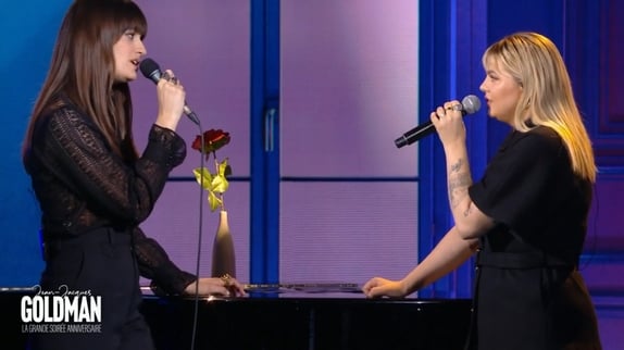 Louane et Clara Luciani reprennent "S'il suffisait d'aimer" de Céline ...