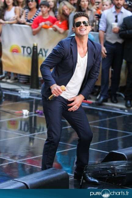 Robin Thicke invité du Today Show à New York : photos